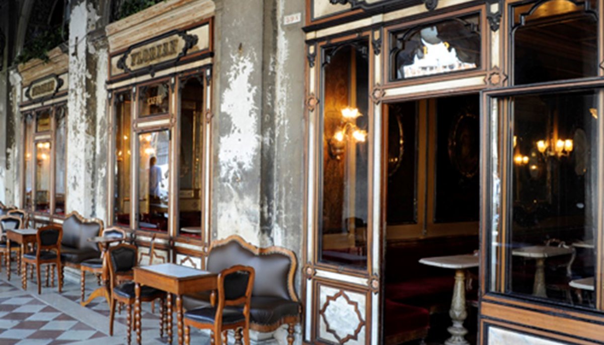 Cafe Florian: Το μαγευτικότερο καφέ στην Ευρώπη έγινε 300 ετών ...