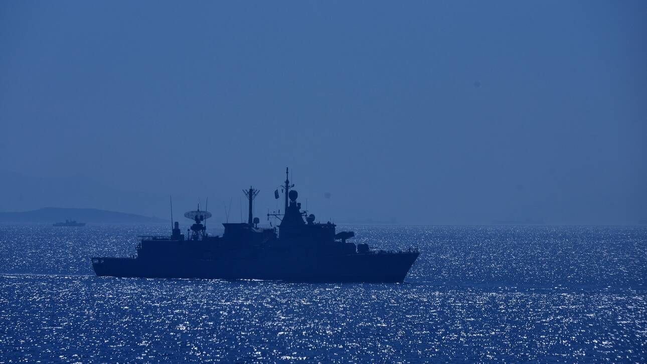 Η φρεγάτα «ΨΑΡΑ» βάζει πλώρη για την Ερυθρά Θάλασσα και αντικαθιστά την ...