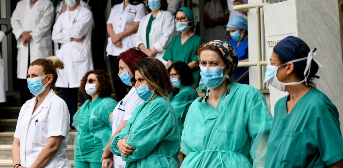 Ανεμβολίαστοι υγειονομικοί: Πότε θα επιστρέψουν στην εργασία τους μετά ...