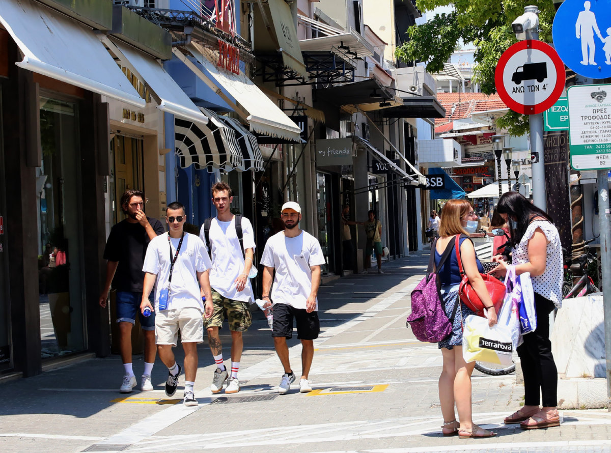 Μείωση κατά 30% στα κρούσματα κορωνοϊού στην Π.Ε Λάρισας - LarissaPress