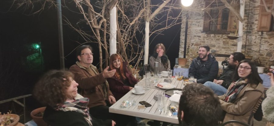 Ο Θανάσης Παπακωνσταντίνου και η πρόταση… γάμου - LarissaPress