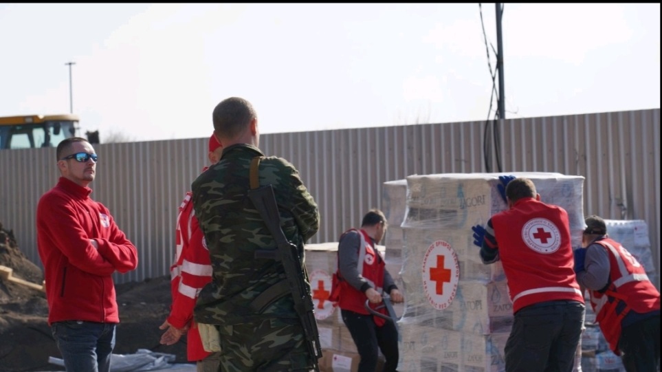 Ο Ελληνικός Ερυθρός Σταυρός παρέδωσε 50 τόνους ανθρωπιστικής βοήθειας ...
