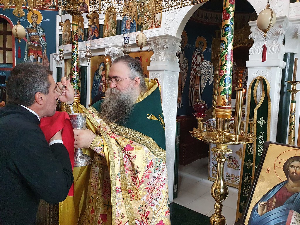 Ειρηνικό συλλείτουργο ιερέων από Ελλάδα, Βουλγαρία, Ρωσία και Ουκρανία ...