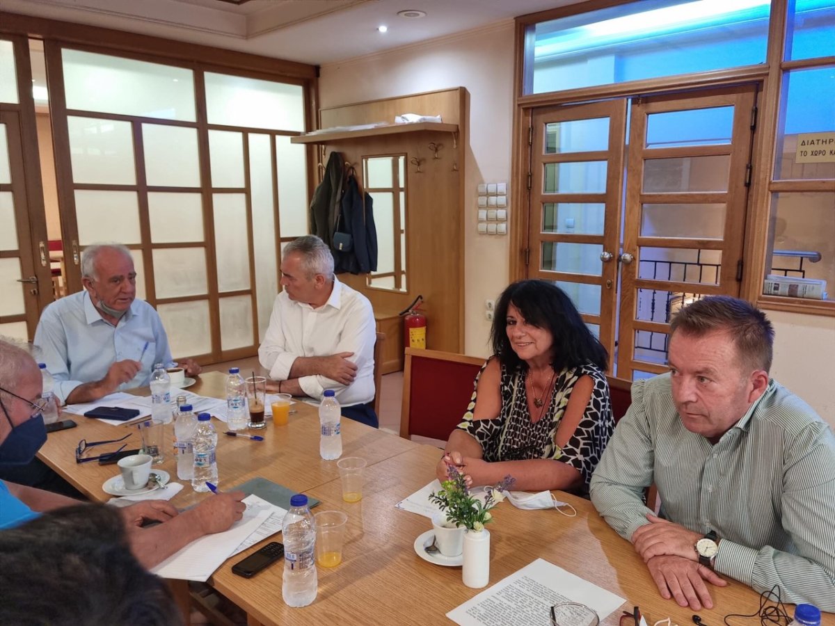 Κόκκαλης – Βαγενά με συνταξιούχους του ΟΑΕΕ: Έχουν δικαίωμα σε ...