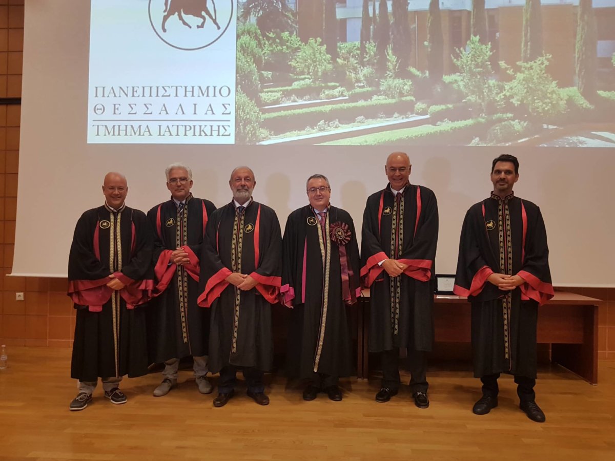 Σε λιτή τελετή η αναγόρευση του Ηλία Μόσιαλου σε Επίτιμο Διδάκτορα του ...