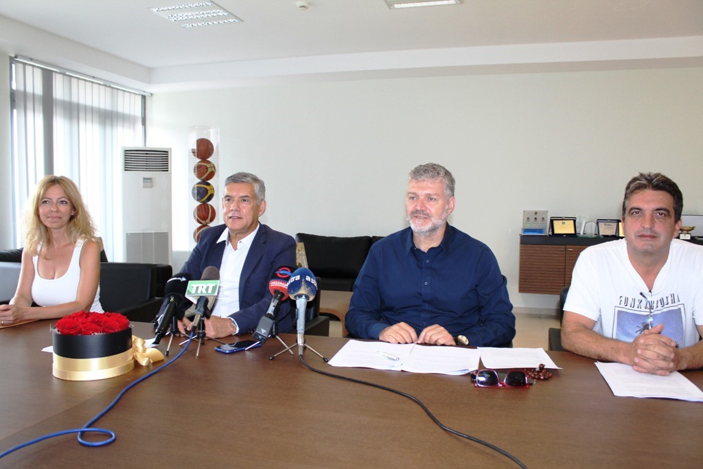 Νέα έργα αγροτικής οδοποιίας ύψους 4,2 εκατ. ευρω σε περιοχές της Αγιάς ...