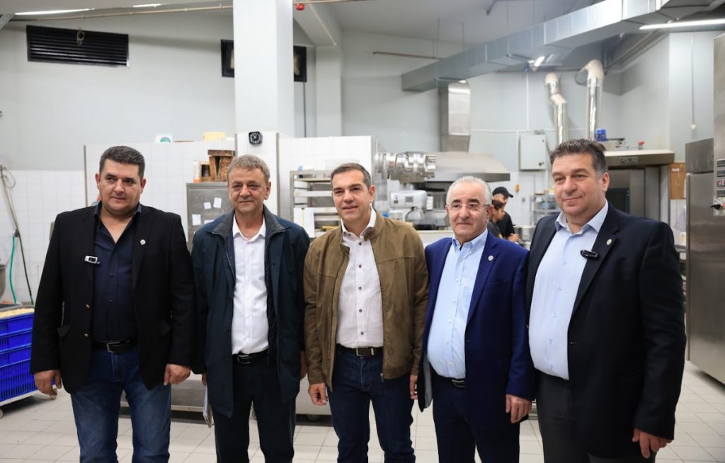 Τσίπρας: Αδιανόητο ότι δεν έχουν μειωθεί ΦΠΑ και ΕΦΚ – Κύμα λουκέτων ...