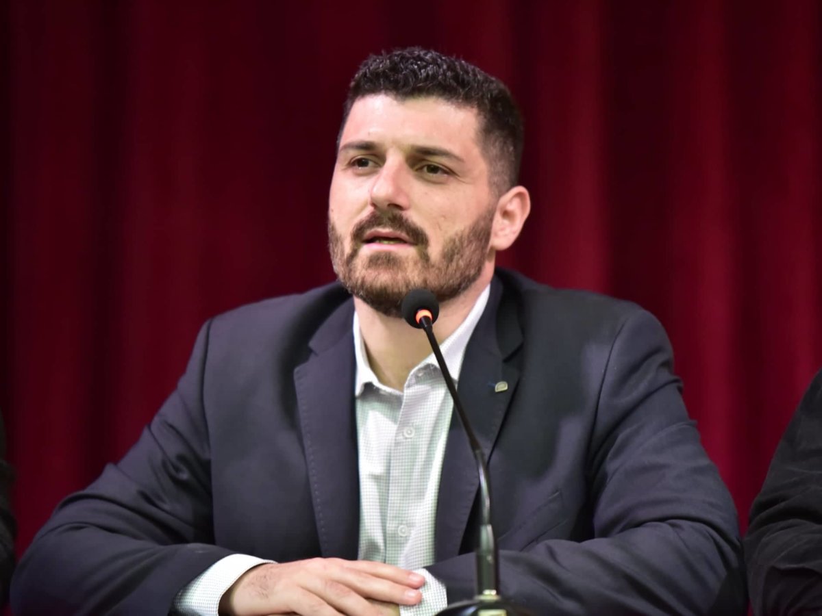 Διονύσης Τεμπονέρας: Η συγκινητική ανάρτηση για τη δολοφονία του πατέρα ...
