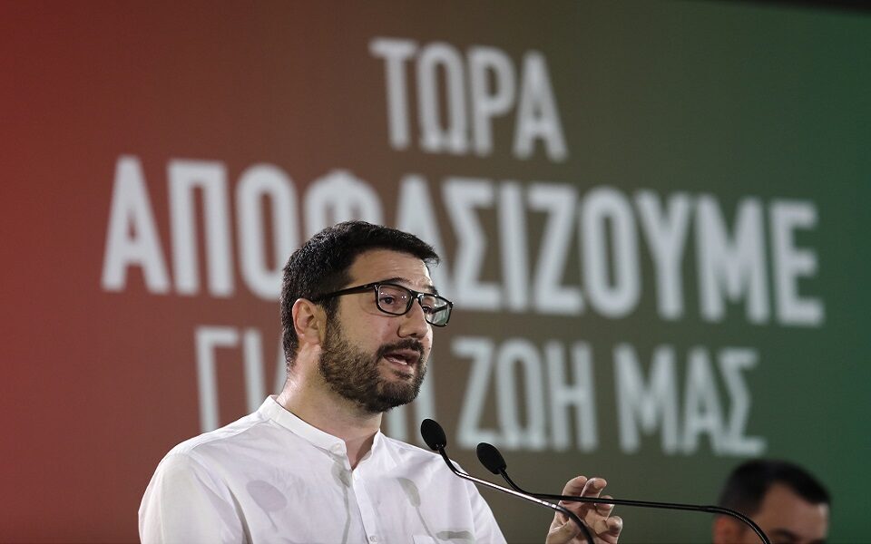 Ηλιόπουλος: Η παρακολούθηση του αρχηγού ΓΕΕΘΑ από την ΕΥΠ είναι ...