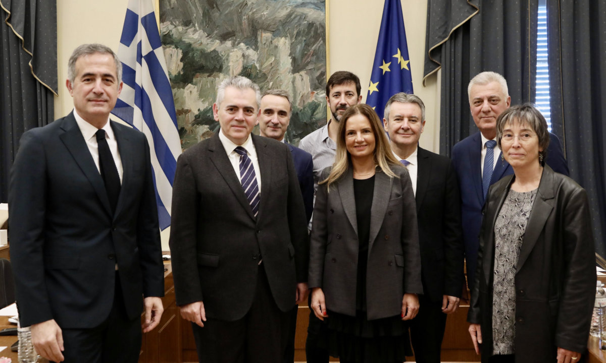 Μ. Χαρακόπουλος προς Ισπανούς βουλευτές: Αδιανόητο κράτη-μέλη της Ε.Ε ...
