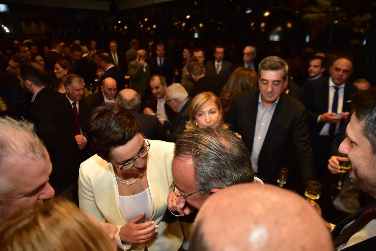 Η... τυχερή του ΣΘΕΒ και ο Σταϊκούρας - LarissaPress