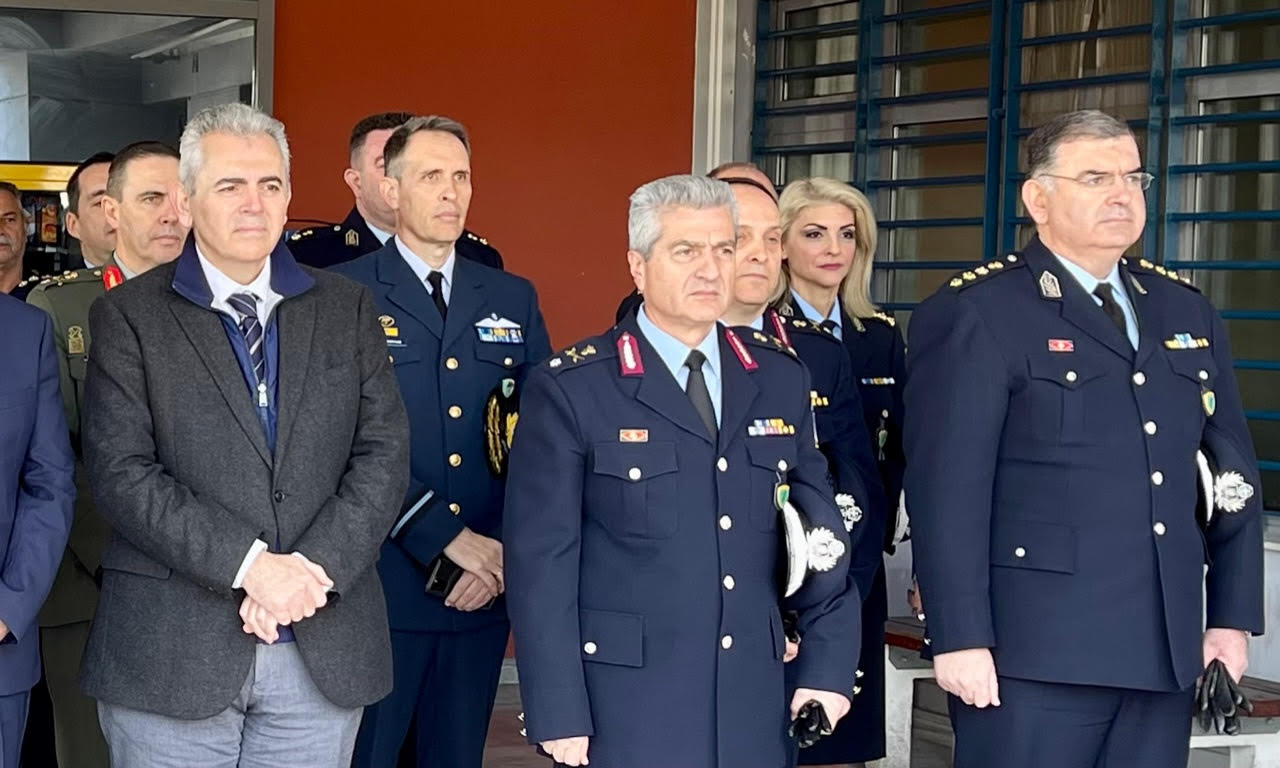 Χαρακόπoυλος για πεσόντες στο καθήκον αστυνομικούς: Ευγνώμονες στους ...