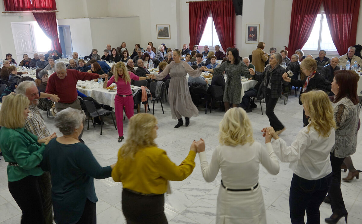 Έκοψαν πίτα τα ΚΑΠΗ της Δ.Ε. Κοιλάδας - Απ. Καλογιάννης: Συνεχής η ...