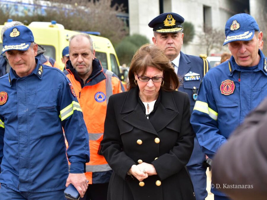 Η πρόεδρος της Δημοκρατίας Κατερίνα Σακελλαροπούλου στον τόπο της ...