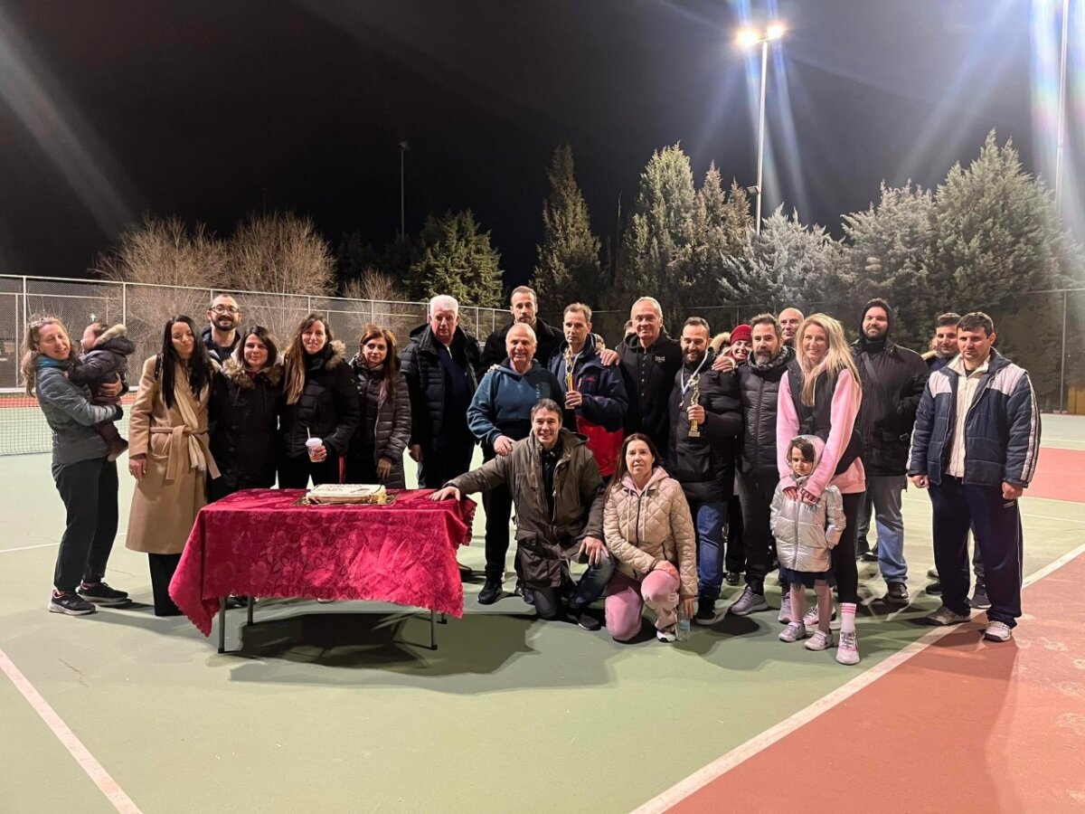 Έκοψαν πίτα οι Σχολές Τένις Ενηλίκων της ΔΗ.Κ.Ε.Λ. - LarissaPress