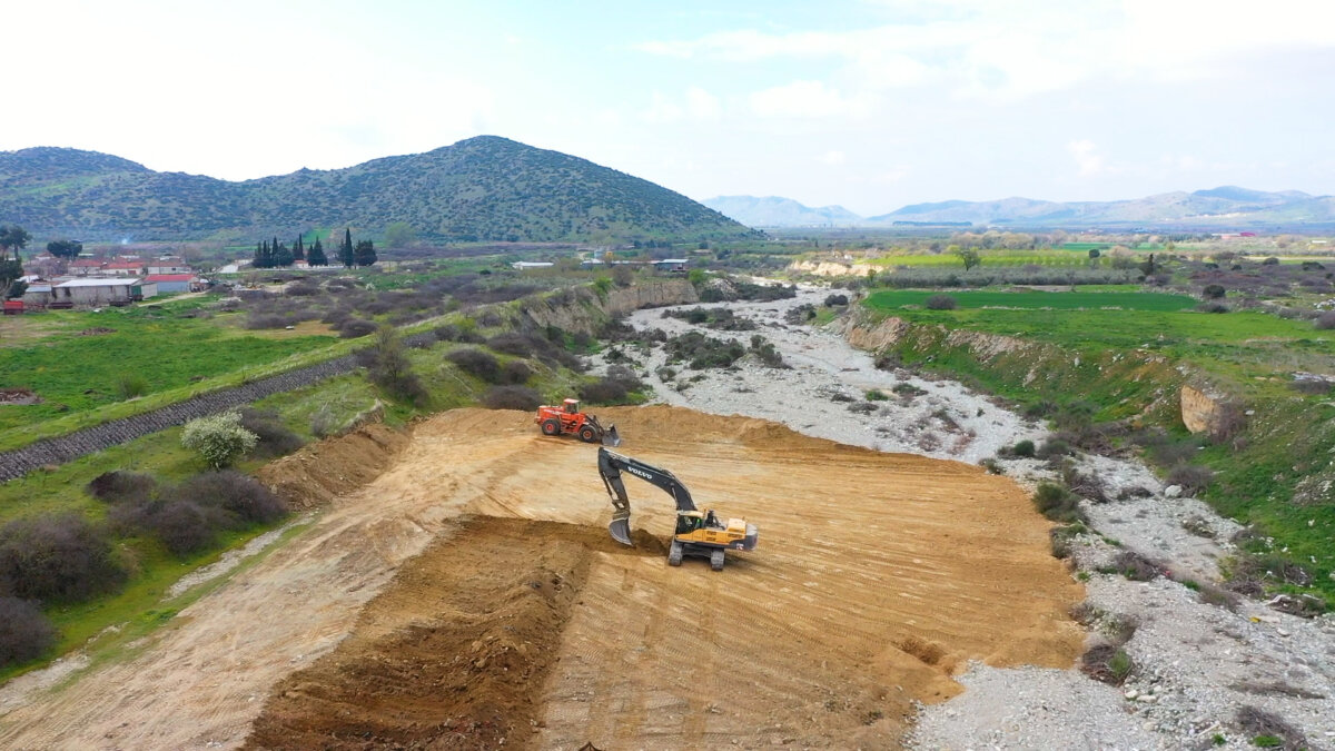 Καθαρισμοί ρεμάτων σε περισσότερα από 10 χλμ σε Συκούριο, Πουρνάρι και ...