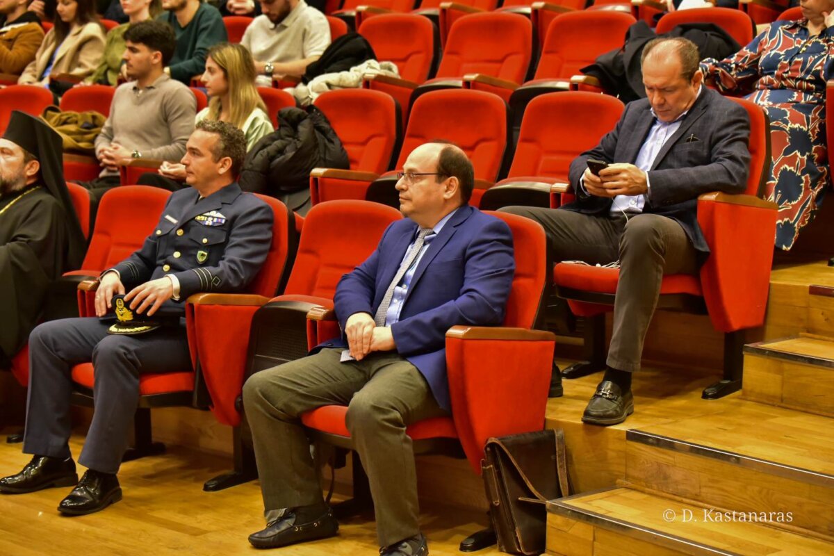 Ο Καθηγητής Χειρουργικής Paris Tekkis Επίτιμος Διδάκτορας του ...