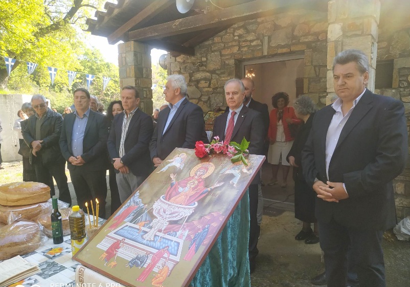 Στον Εσπερινός της Ζωοδόχου Πηγής ο Γ. Μανώλης - LarissaPress