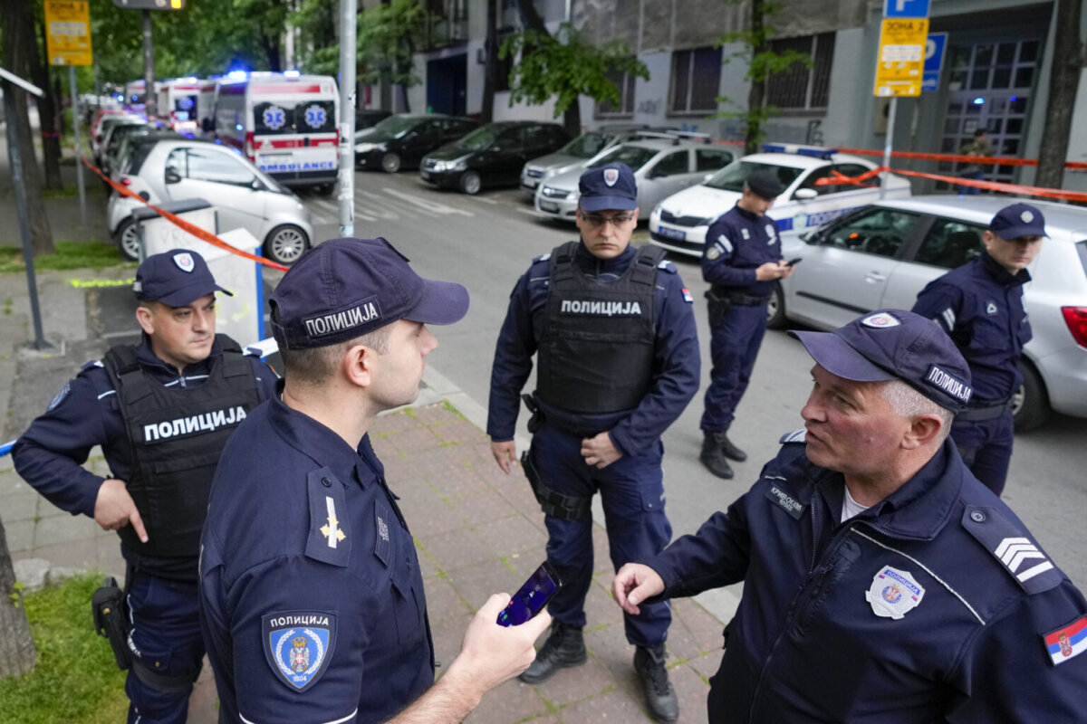 Βελιγράδι: Συνελήφθη ο 14χρονος που άνοιξε πυρ σε δημοτικό σχολείο ...
