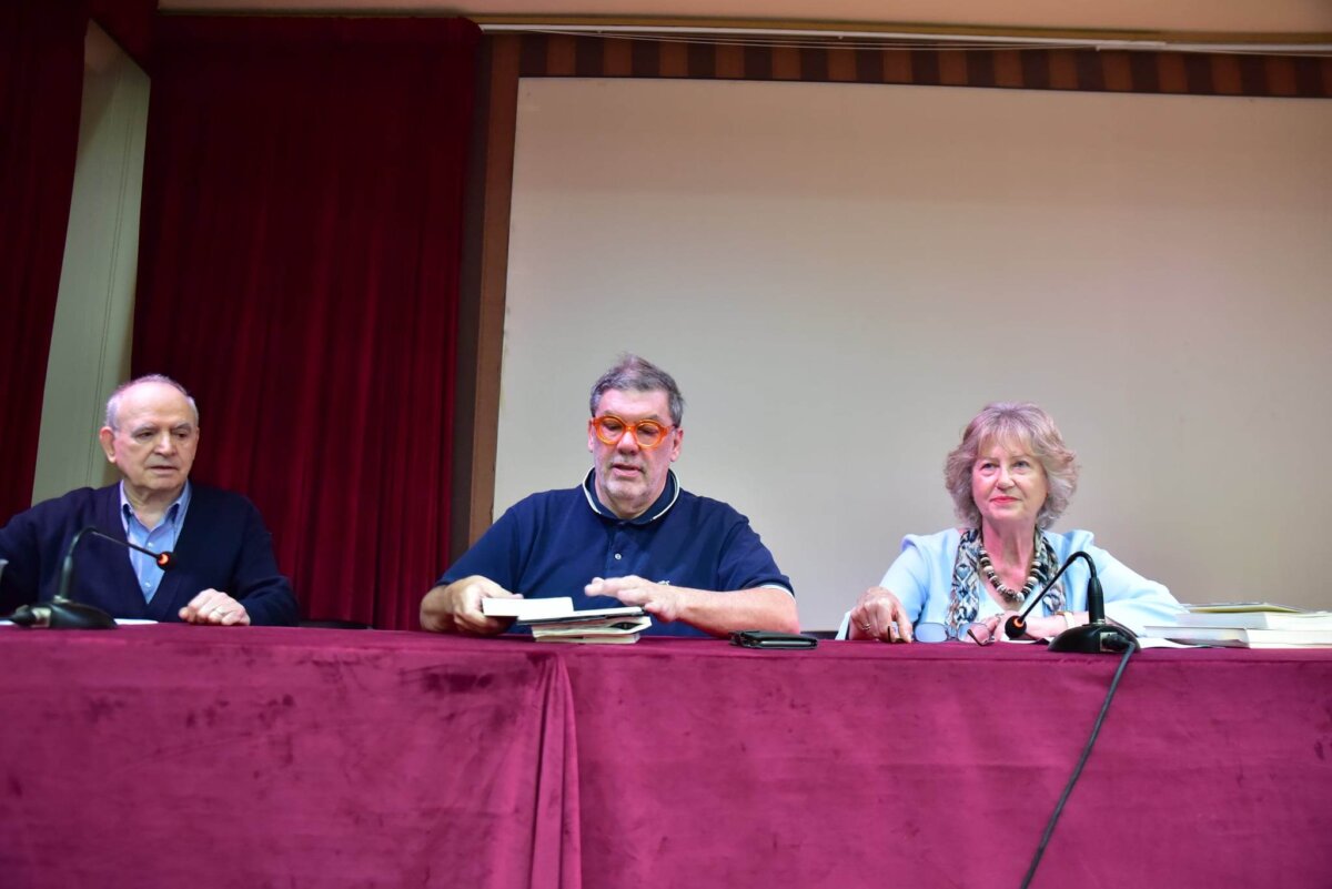 Παρουσιάστηκε το βιβλίο για τον Ανδρέα Παπανδρέου του Θανάση Λάλα (φωτο ...