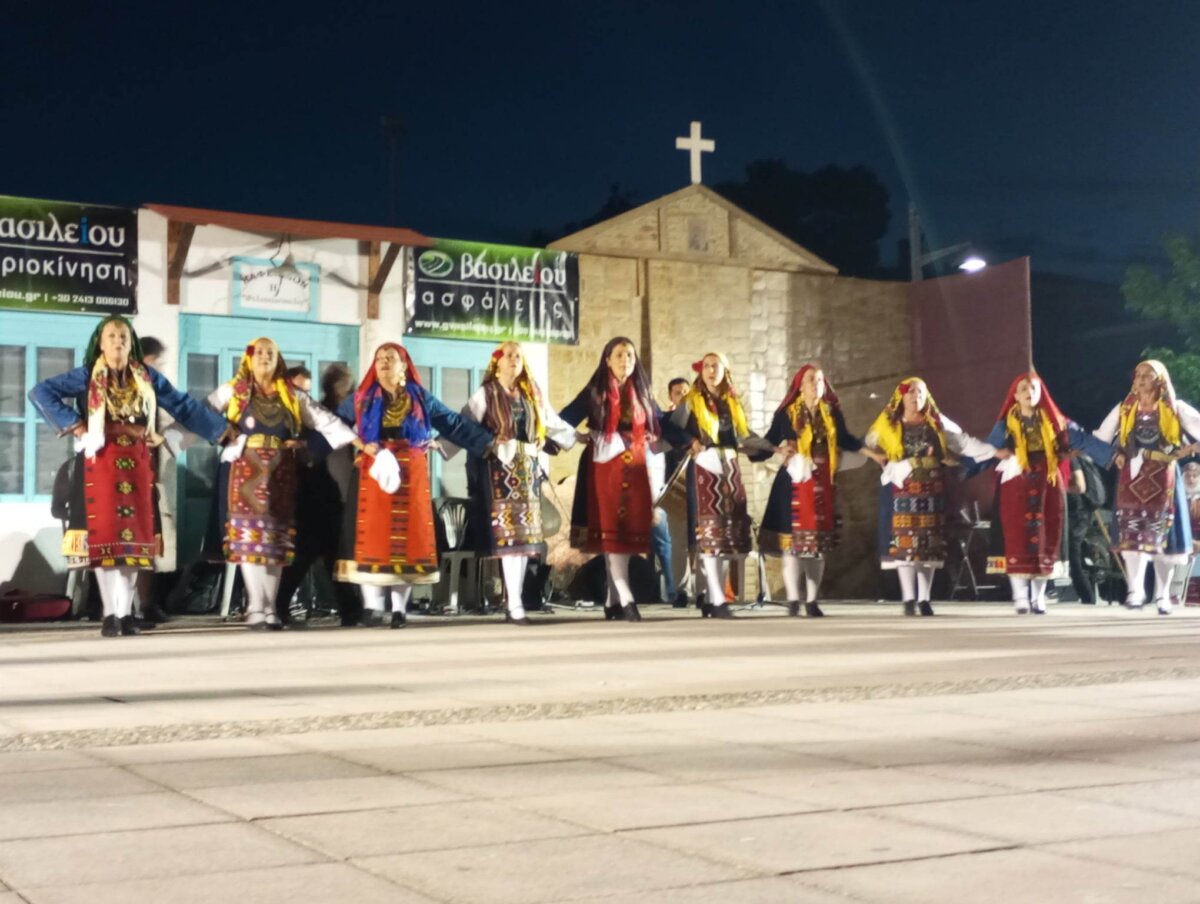 Λάρισα: Εκδηλώσεις στη Φιλιππούπολη προς τιμήν της Αγίας Τριάδας ...