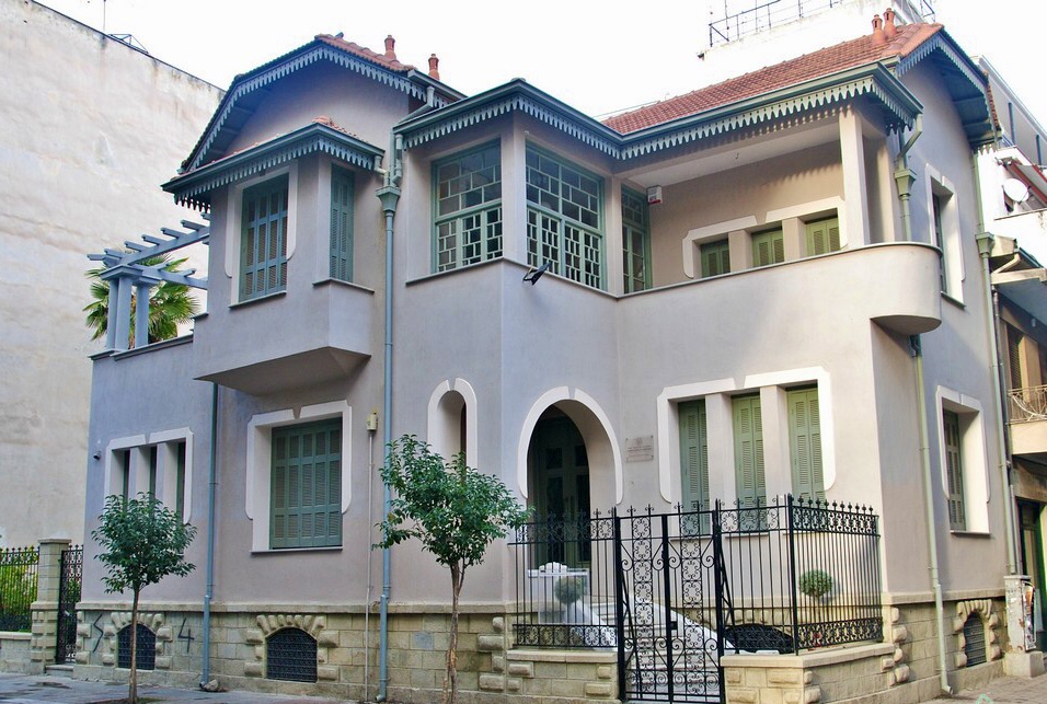 Έκθεση φωτογραφίας από το αρχείο του Γεωργίου Μανωλάκη στα Τρίκαλα ...