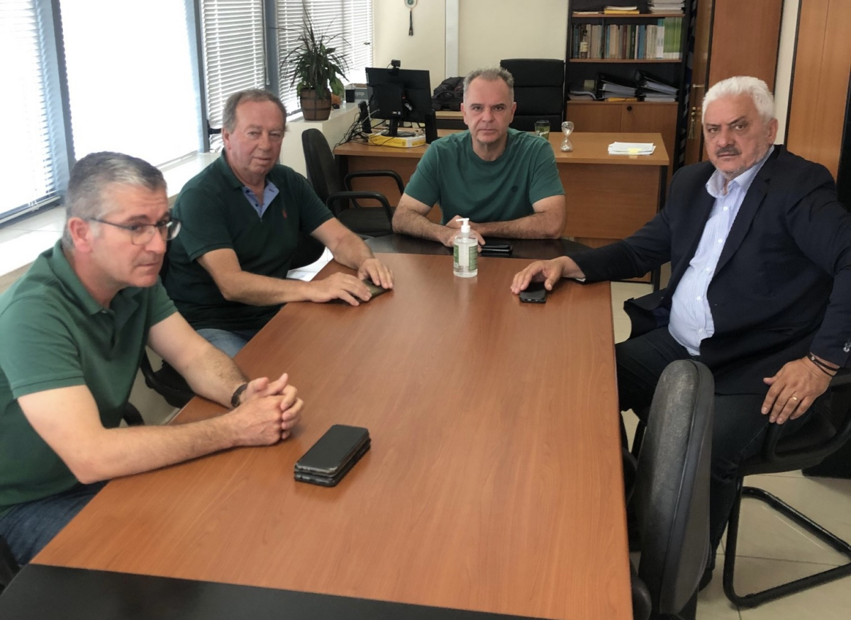 Στα γραφεία του ΕΛΓΑ ο Κ.Κολλάτος για θέματα που αφορούν τους ...