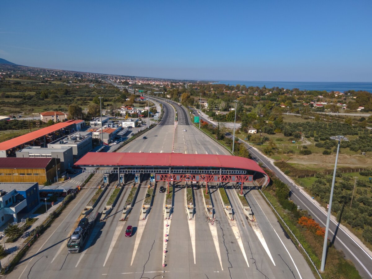 Δωρεάν διελεύσεις επιβατικών ΙΧ και δικύκλων σε όλους τους ...