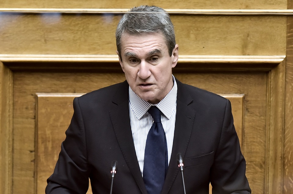 Αποχωρεί ο Ανδρέας Λοβέρδος από το ΠΑΣΟΚ: «Πολιτικοί οι λόγοι της ...