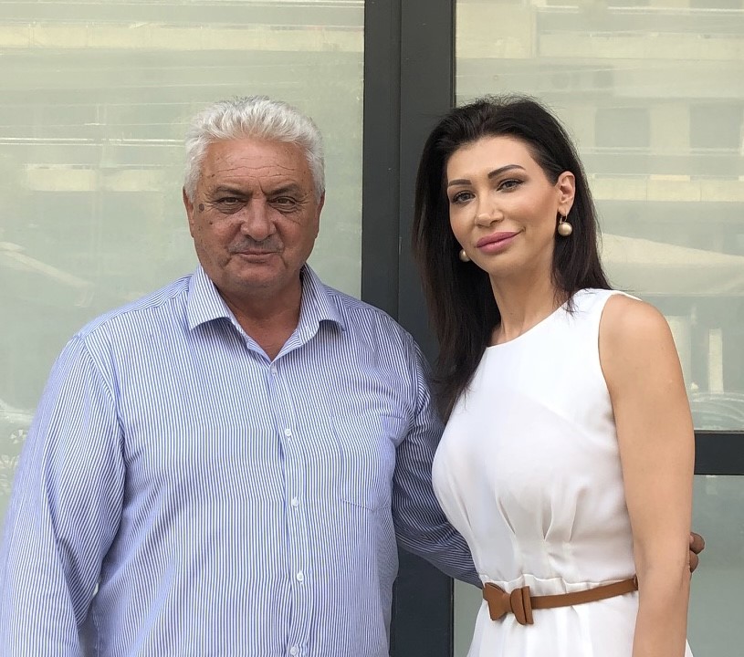 Υποψήφιες με το συνδυασμό Κώστα Κολλάτου η Ιωάννα Κούτρα και Χριστίνα ...