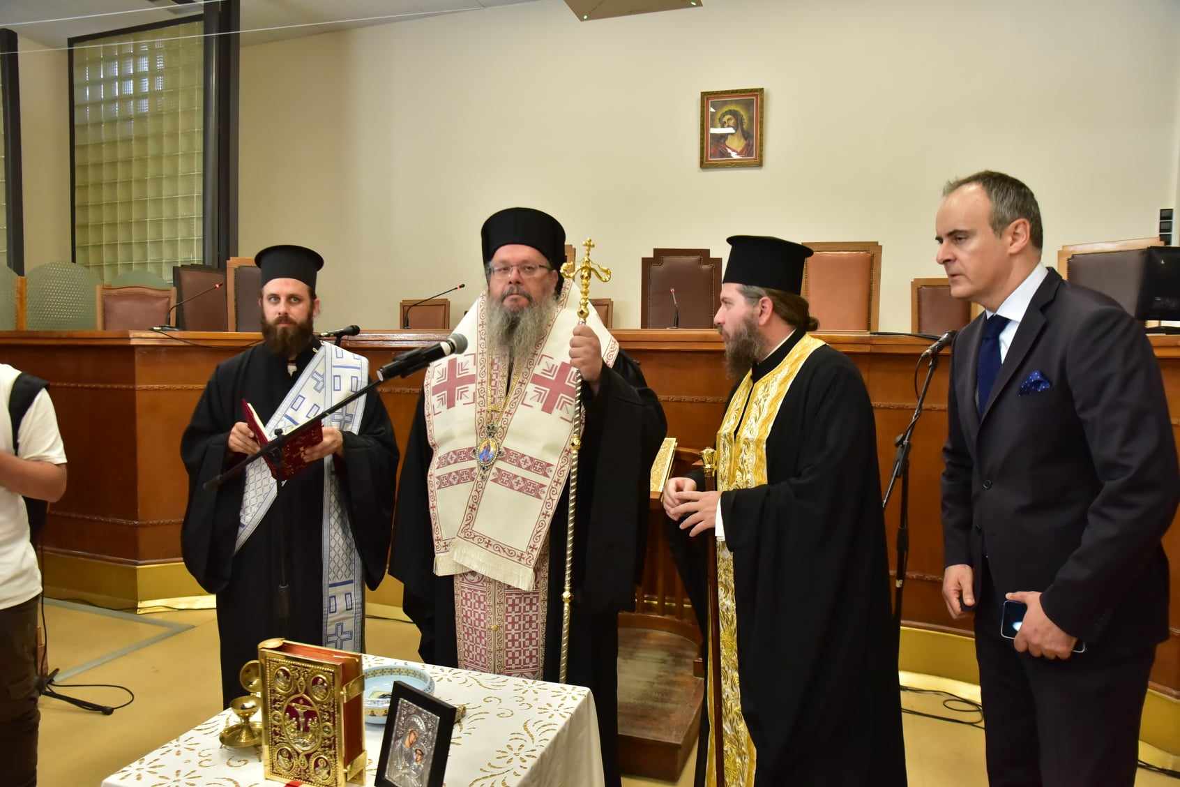 Με ανοιχτά «μέτωπα» το νέο δικαστικό έτος – Αγιασμός στο Δικαστικό ...