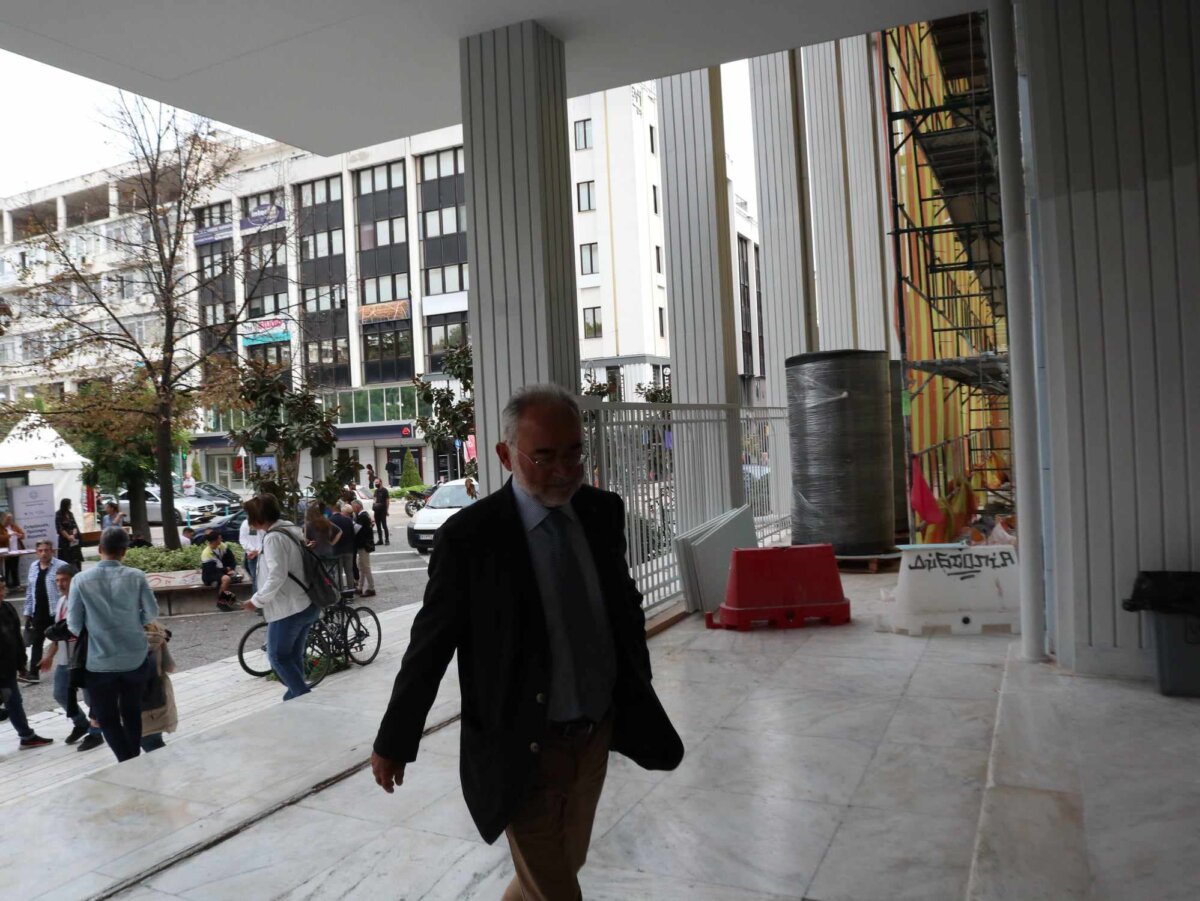 Δυστύχημα Τεμπών: Στον εφέτη ανακριτή ο συνήγορος θυμάτων Λουκάς ...