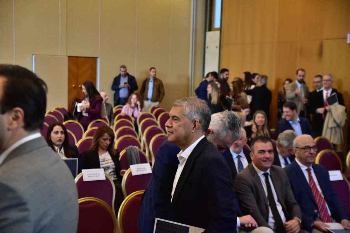 Ένταση και αποχώρηση Αγοραστού από το Συνέδριο της Ένωσης Δικαστών και ...