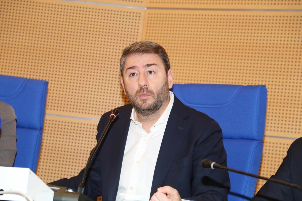 ΠΑΣΟΚ-ΚΙΝΑΛ: Ενημερωτική καμπάνια για την στεγαστική κρίση στην Ελλάδα ...