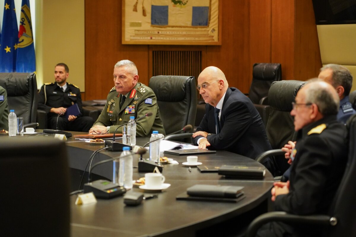 Η αναβάθμιση των δομών της 1ης Στρατιάς και του ΑΤΑ στο επίκεντρο του ...