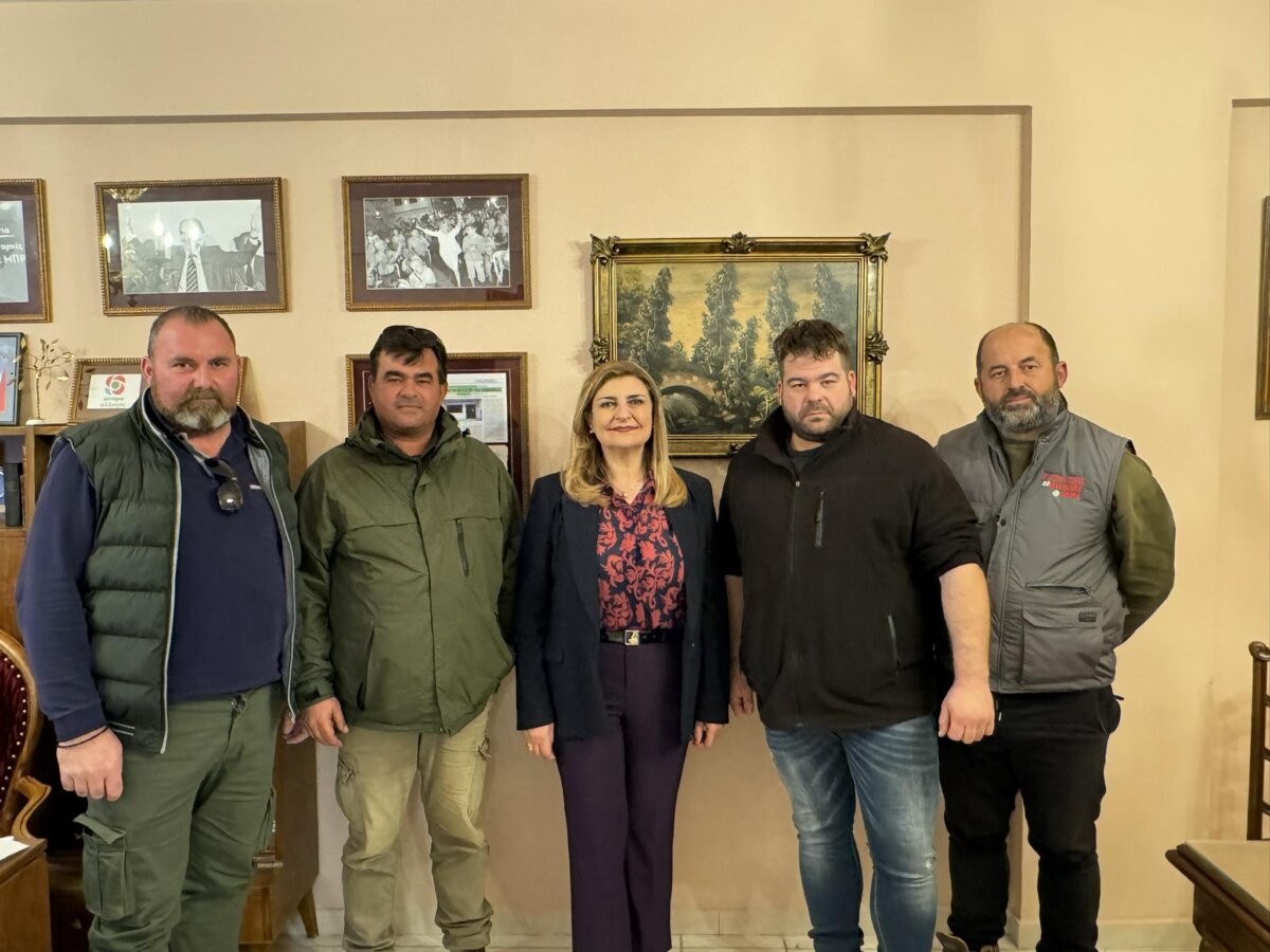 Λιακούλη: «Αφημένοι στην ‘’τύχη’’ τους οι κτηνοτρόφοι της Λάρισας ...