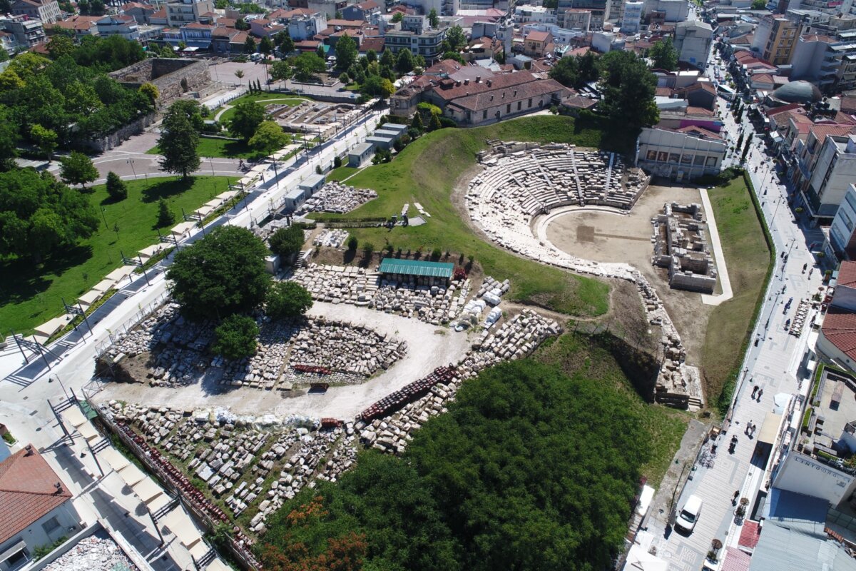 Τρεις παρουσιάσεις για το Αρχαίο θέατρο Λάρισας στο Πανελλήνιο Συνέδριο ...