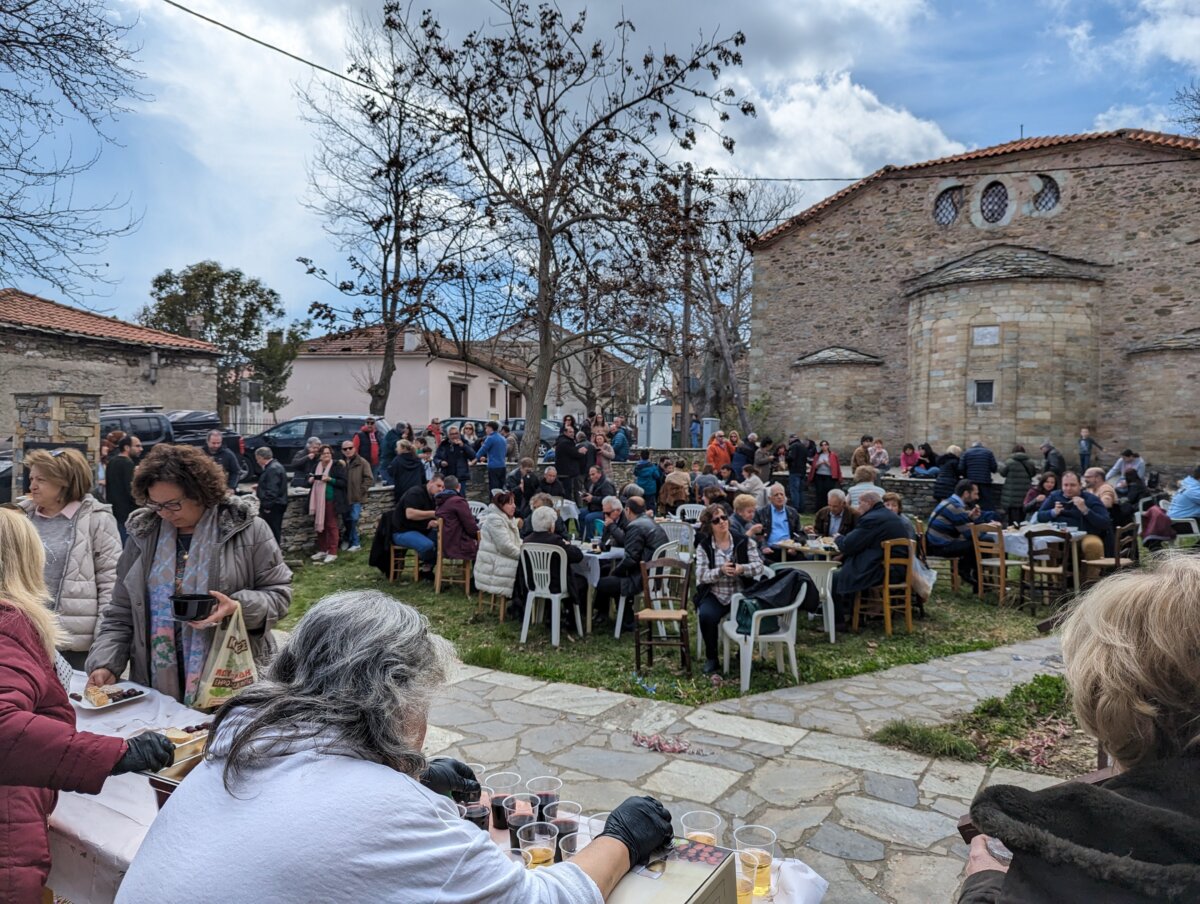 Γιόρτασαν τον ερχομό της Σαρακοστής οι Ανατολίτες - LarissaPress