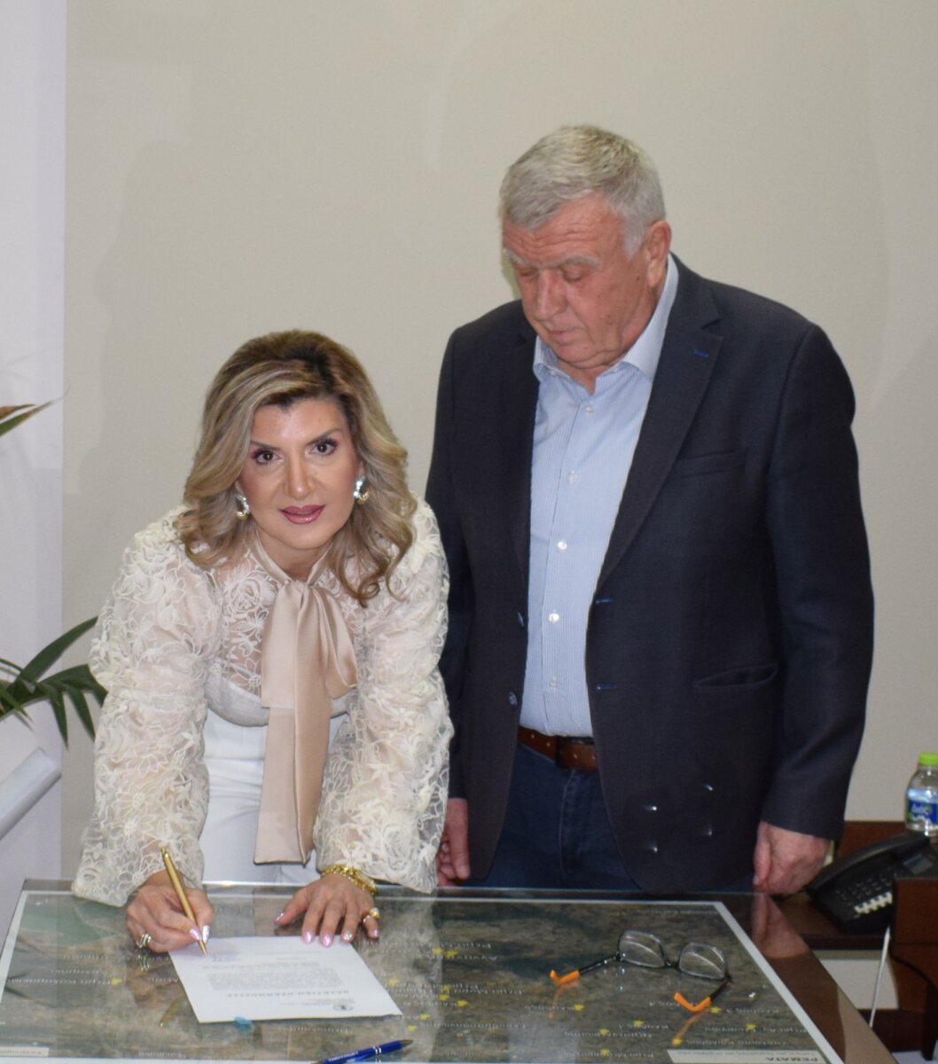 Η κα Σέβη Λαδοπούλου – Χατζητζομπάνη ορκίστηκε δημοτική σύμβουλος ...