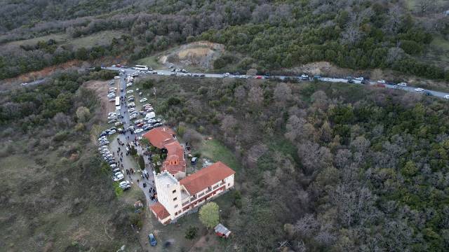Πανηγυρίζει η Ιερά Μονή Αγίου Ραφαήλ Πυργετού - LarissaPress