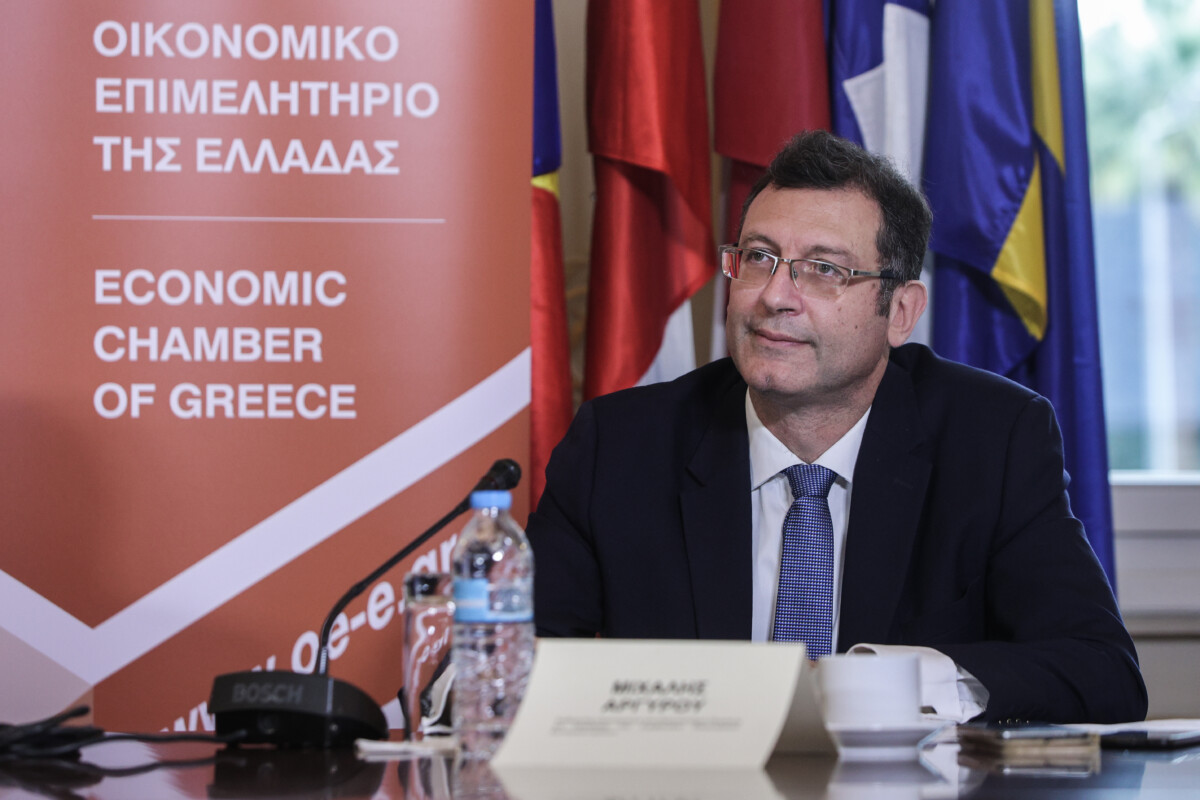 Ο Μιχάλης Αργυρού αντικαταστάτης του Αλέξη Πατέλη - LarissaPress