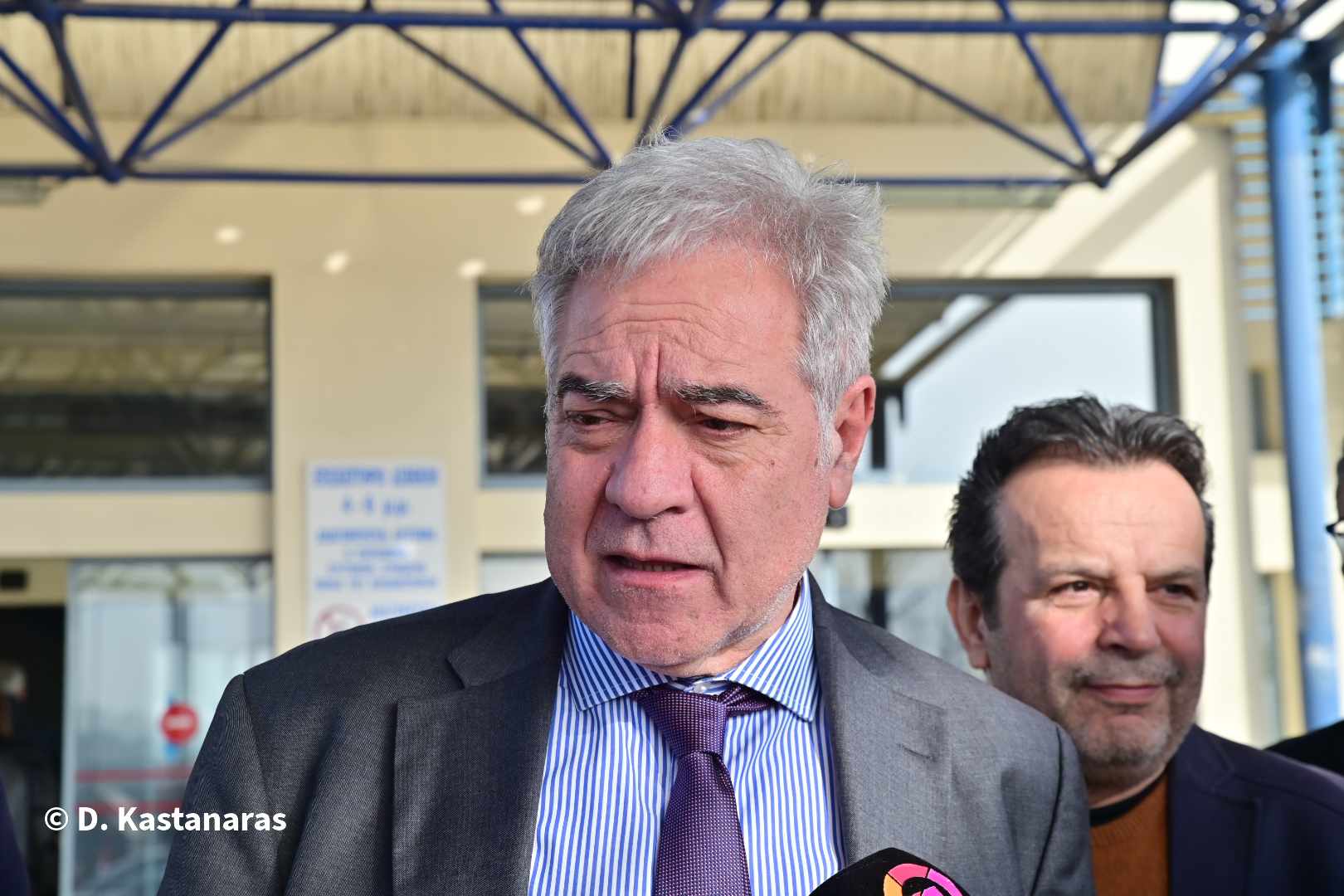 Παραμένει Διευθυντής της Ιατρικής Υπηρεσίας του Γ.Ν.Λ. ο Κωνσταντίνος ...