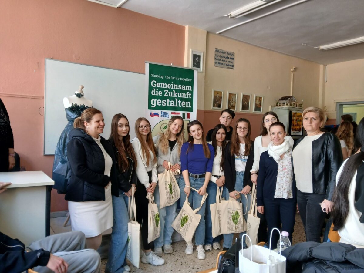 Φιλοξενία προγράμματος Erasmus+ από το 1ο Πειραματικό Γυμνάσιο Λάρισας ...
