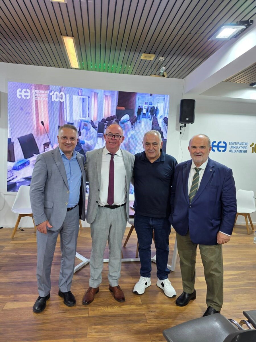 Ο Χρ. Γιακουβής σε εκδήλωση του Επαγγελματικού Επιμελητηρίου ...