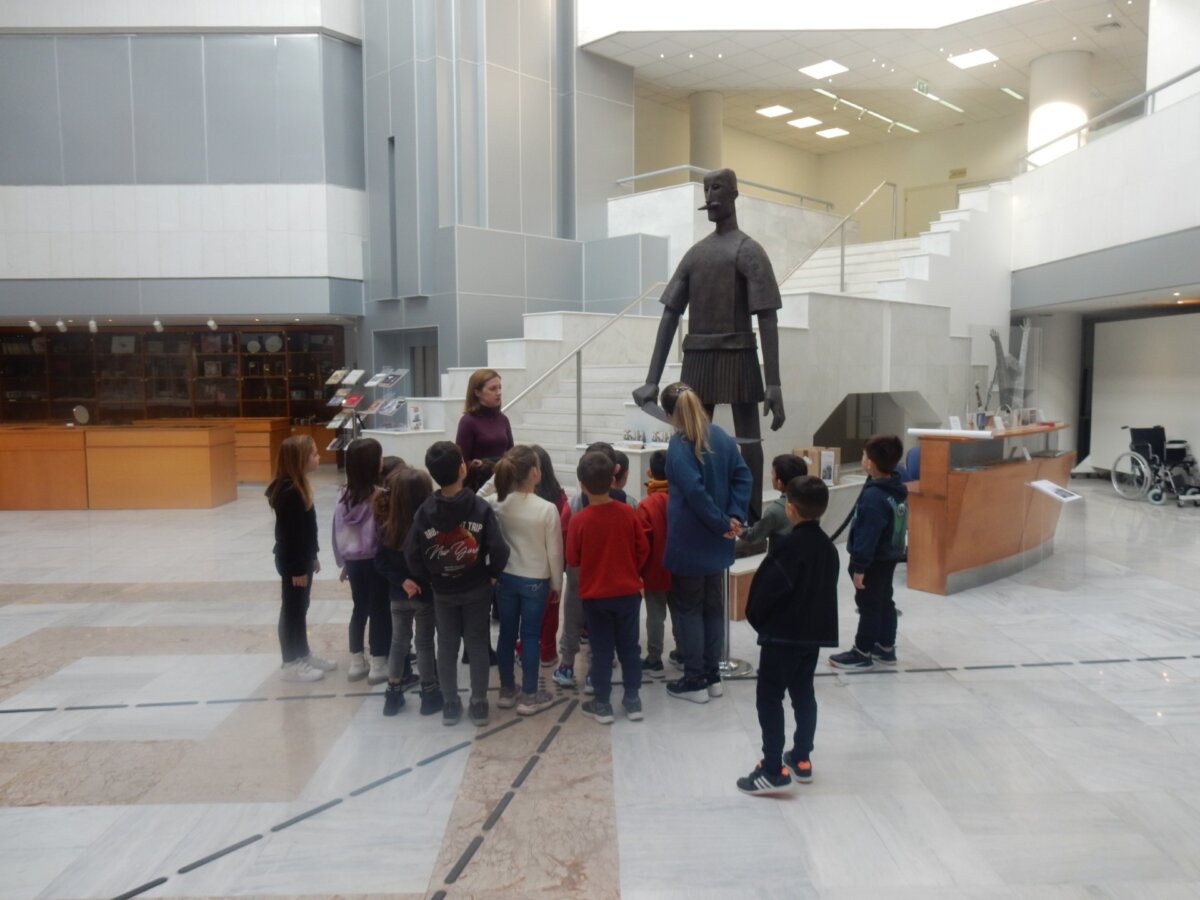 Ημερίδα εκπαιδευτικών προγραμμάτων στη Δημοτική Πινακοθήκη Λάρισας ...