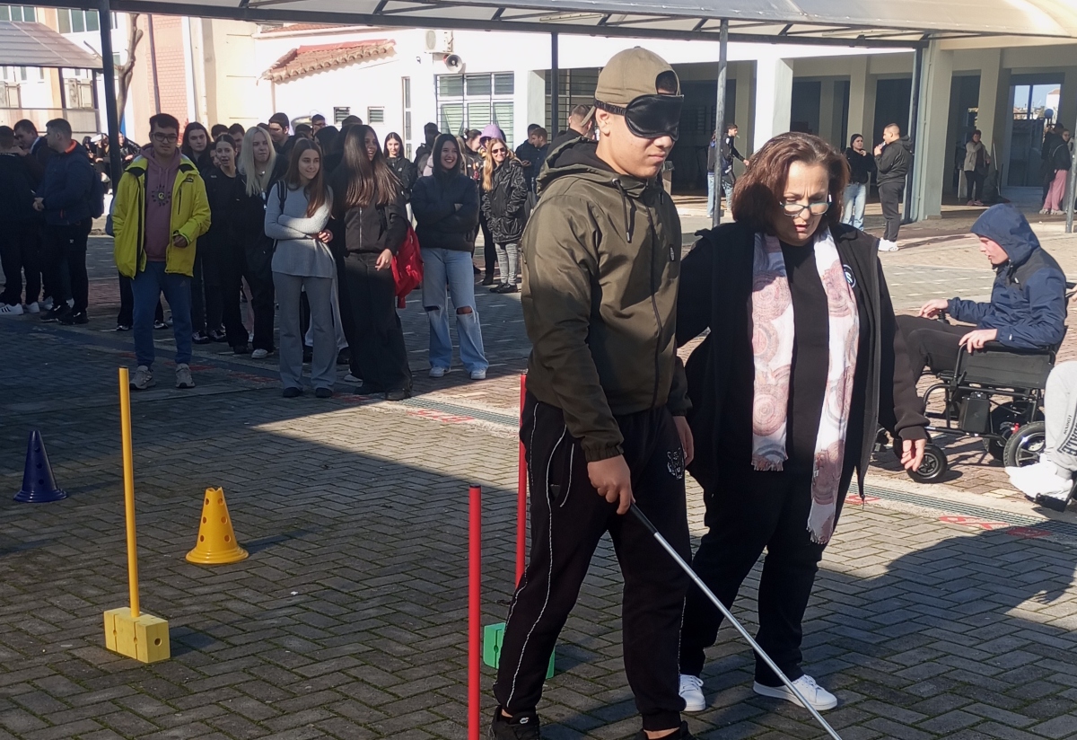 Δράσεις κοινωνικού περιεχομένου στο 7ο ΕΠΑΛ Λάρισας - LarissaPress