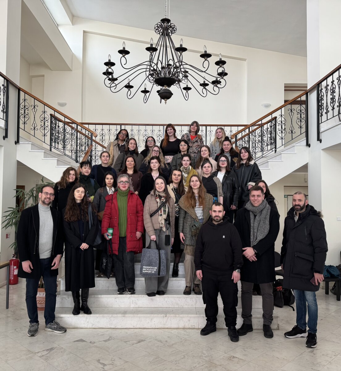 Σχεδιάζοντας μαζί τη Μόδα του Αύριο: Εκπαιδευτικό workshop στο ΚΔΒΜ ...